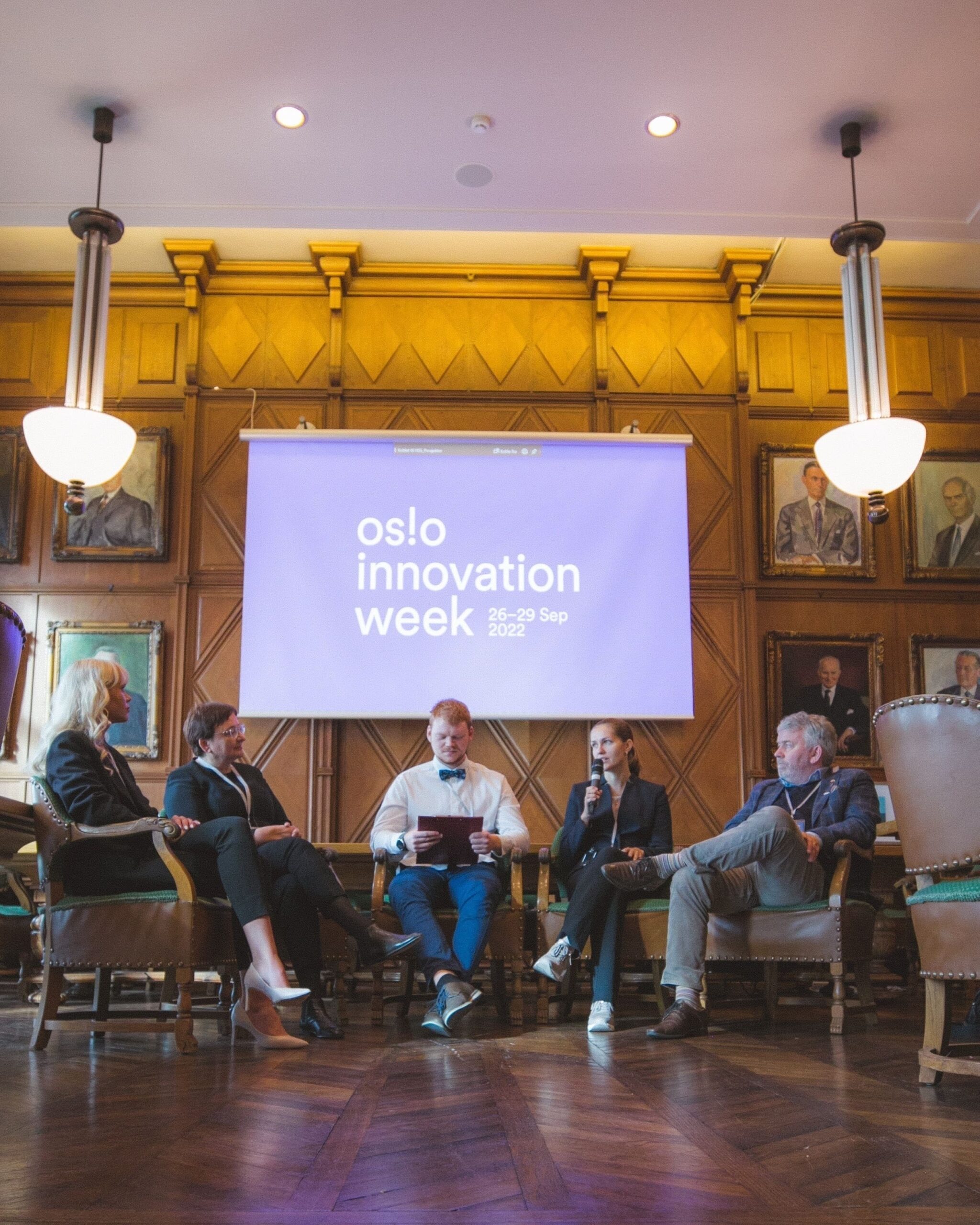 What is the blue economy, and why is it important? Or: How a library ...